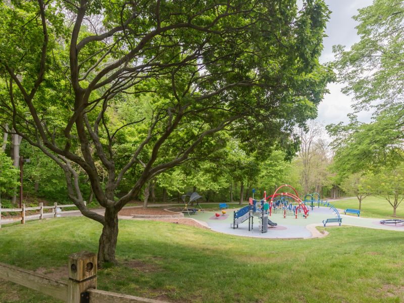 Howard B. Dunton Park